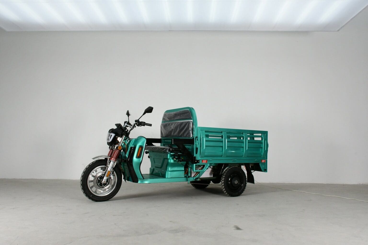Triporteur électrique SCHOT- Mob 2000 – HOMOLOGUÉ ROUTE | Schot Mob